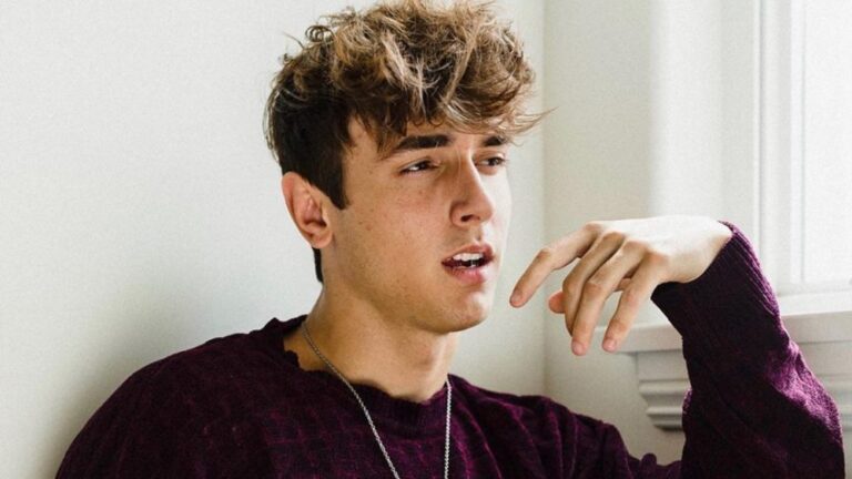 Tiktok Star Bryce Hall, Videos Net Worth, Age, Dating history ...
