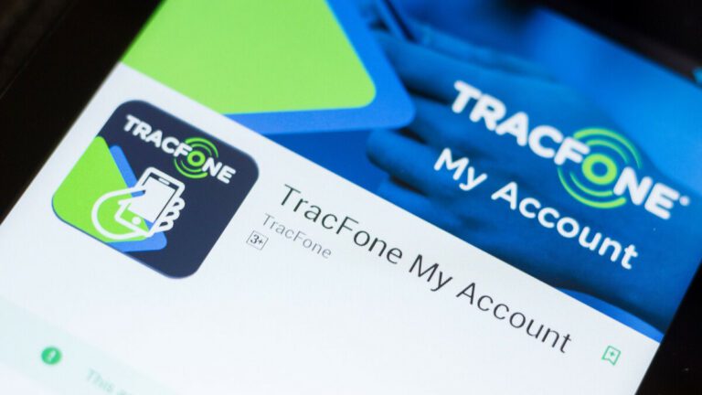 How You Can Get a TracFone Free Phone From the Government