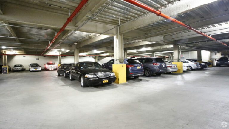 Moda Center Parking Guide - Tips, Maps, Deals - World-Wire